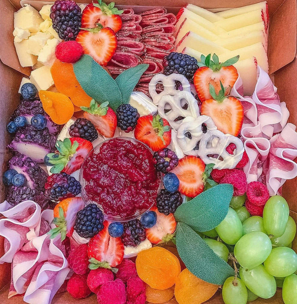 Medium Grazing Box – Grazefully Delicious LLC